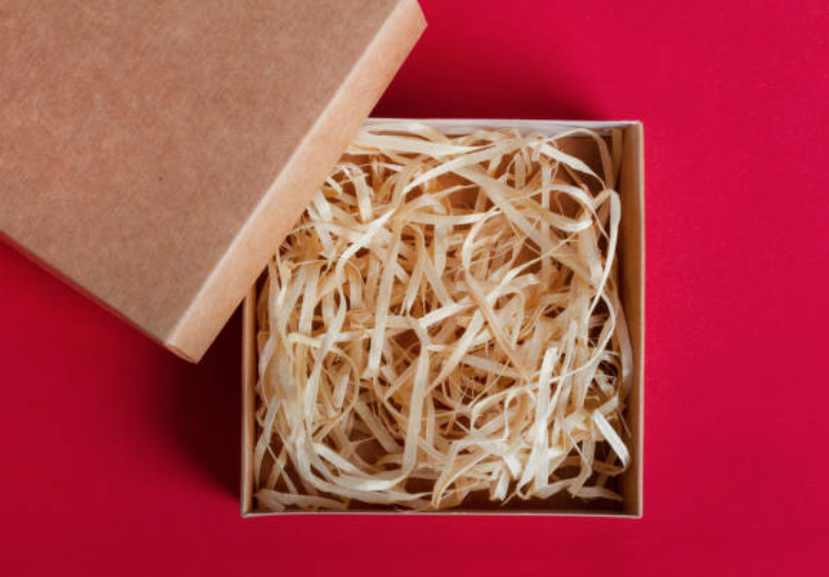 ¿Por qué embalar con viruta de madera? - Blog de Embalando.es